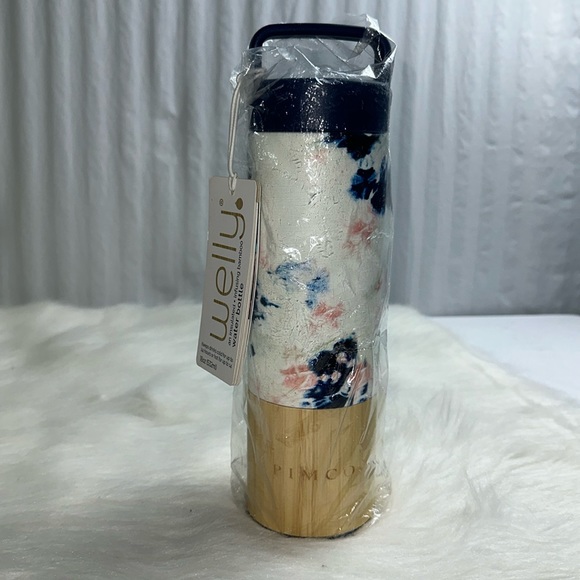 Welly | Kitchen | Welly Insulated Bamboo Infused Water Bottle | Poshmark
